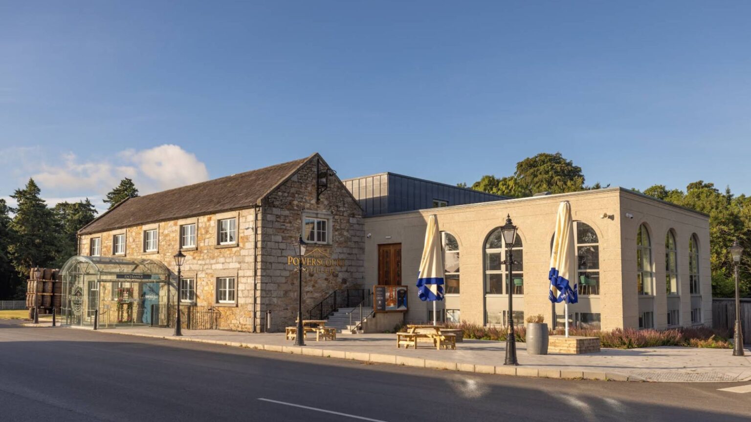 12 Best Ireland Whiskey Distilleries - The Irish Horizon